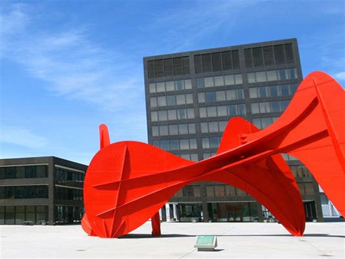 Calder Plaza - City of Point Russell